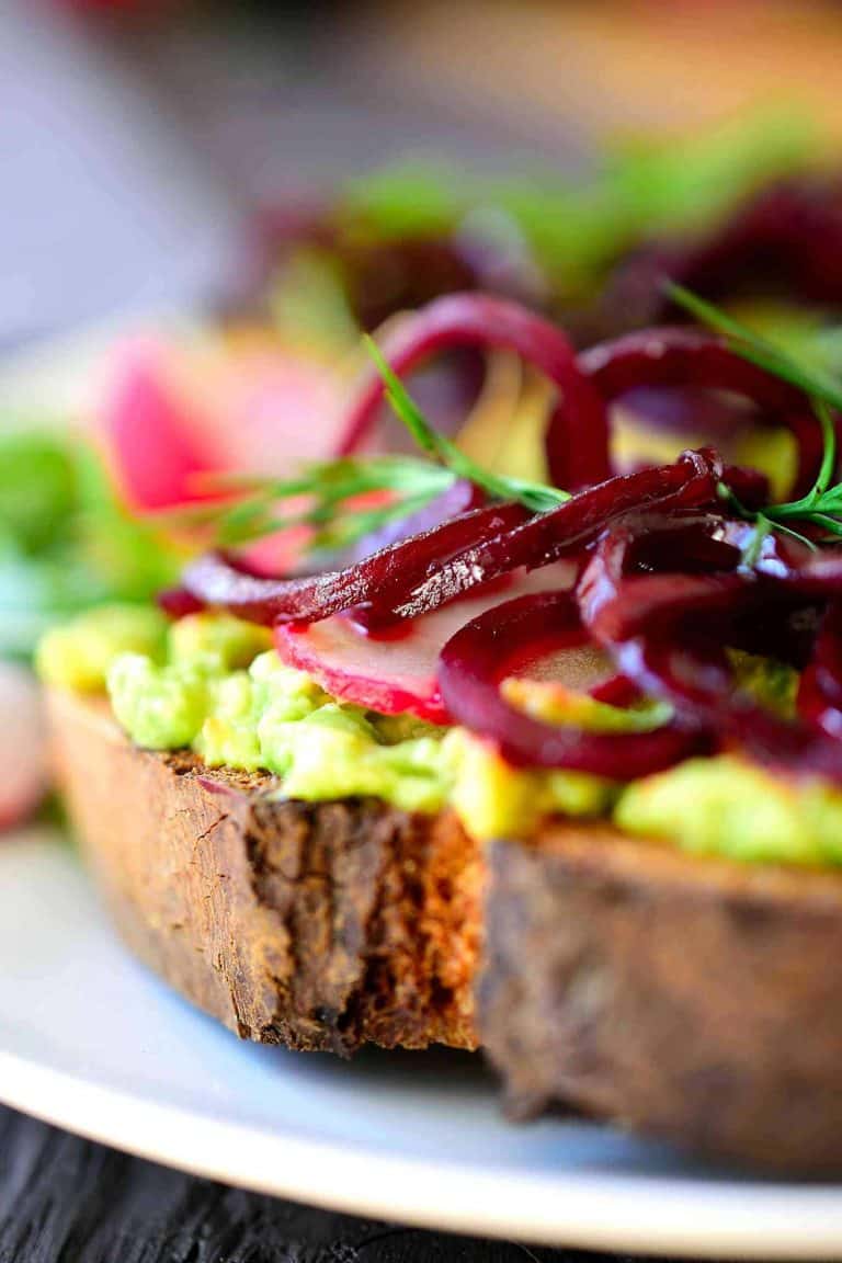 Spiralized Fermented Beets - The Stingy Vegan